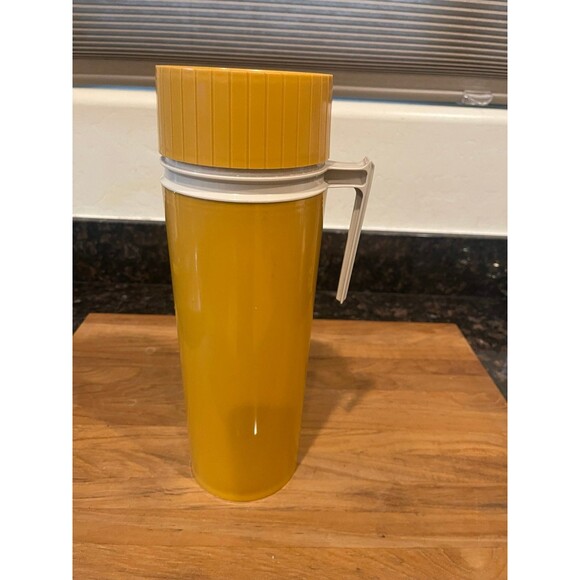 Dining | Vintage Gold Thermos Model 742 | Poshmark